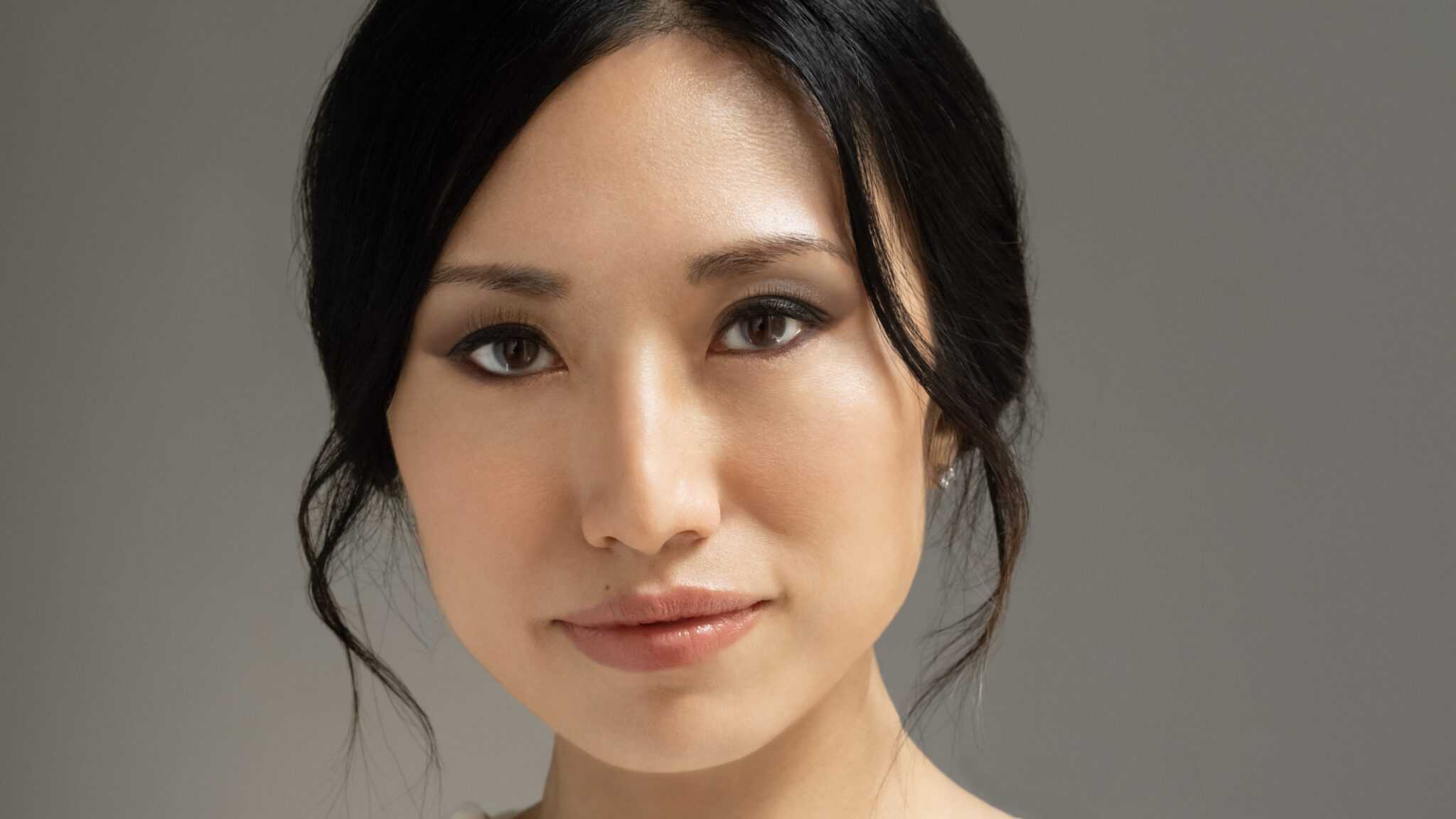 Carrie Sun | Exclusive Lavin Corporate Speaker